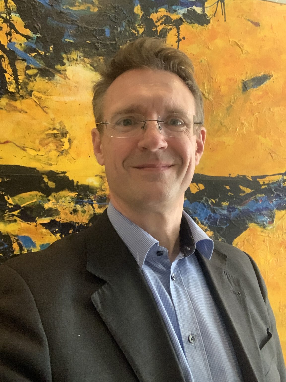 Prof. Dr. Dr. Stefan Piasecki – Social & Media Studies